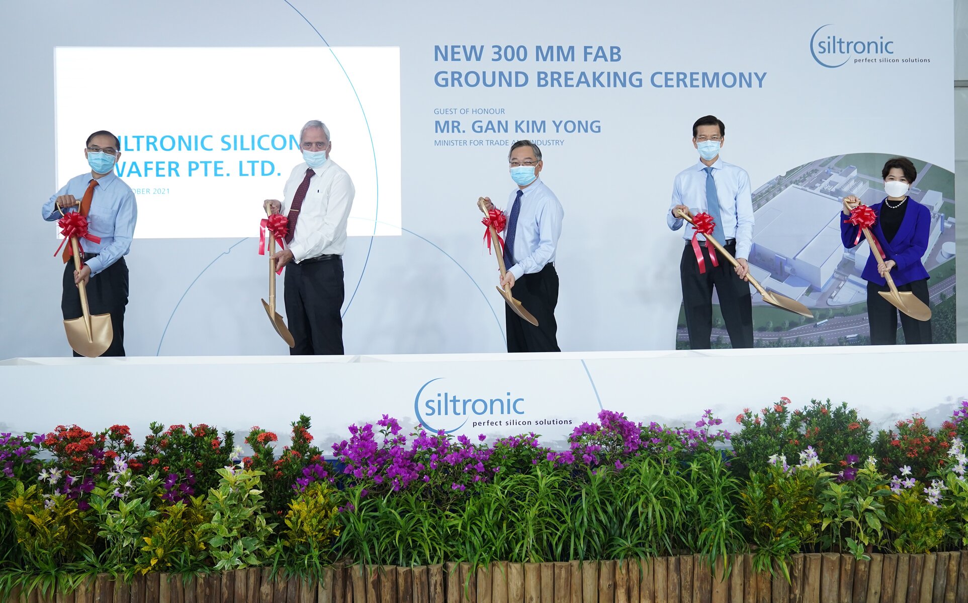 Siltronic breaks ground for a new fab in Singapore – Siltronic ...